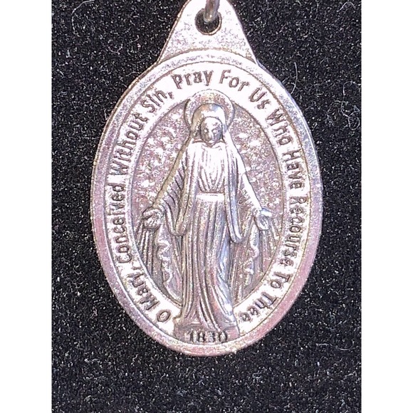 Jewelry | Mother Mary Religious Medallion Necklace Silver Tone Catholic ...
